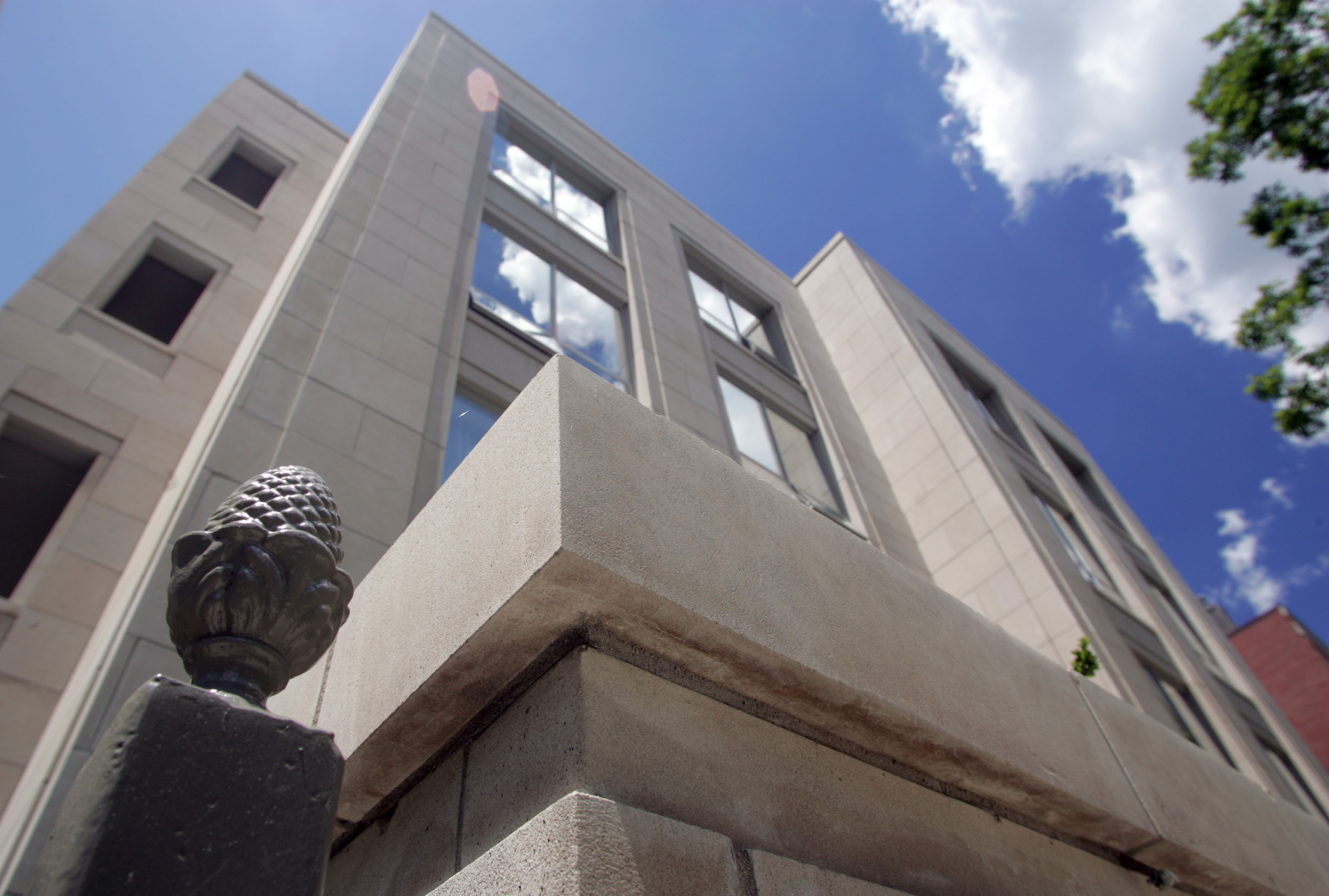 Limestone Gallery | Gary Galassi Stone & Steel